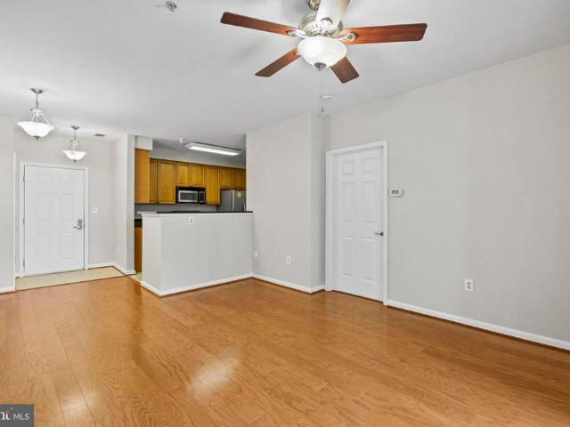 801 S Greenbrier Street # 215