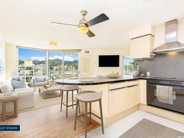 801 S King St Apt 2109, Honolulu, HI 96813