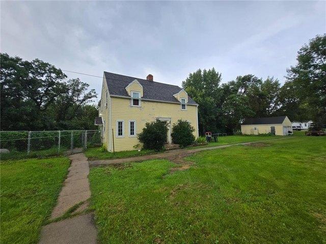 801 S Main St, Mahnomen, MN 56557