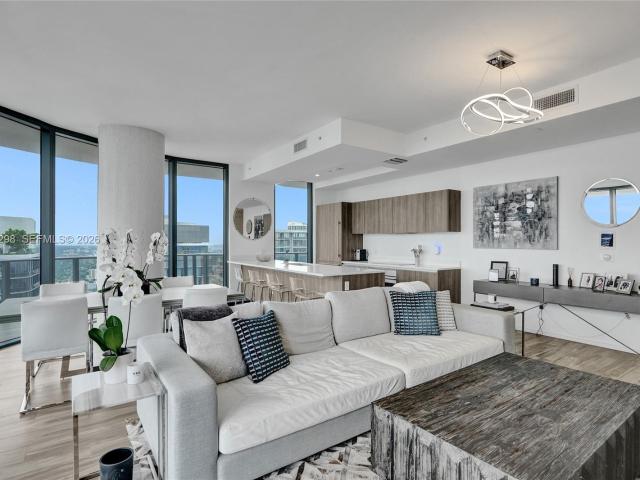 801 S Miami Ave, Unit 4901, Miami, FL 33131 | MLS #A11986