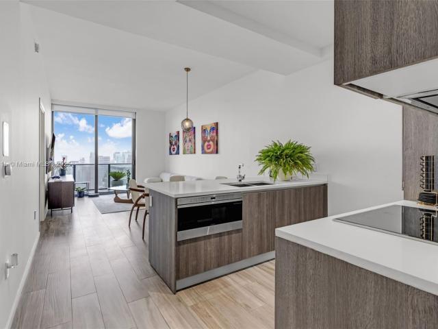 801 S Miami Ave, Unit 5206, Miami, FL 33131 | MLS #A12008