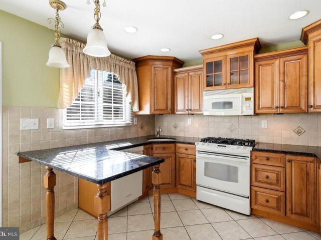 801 Southampton Road