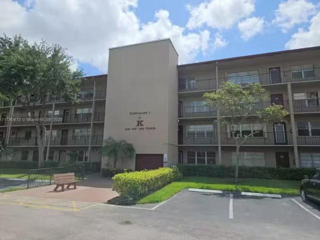 801 SW 133rd Terrace #212K, Pembroke Pines, FL 33027 MLS A11.