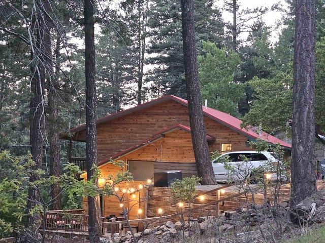 801 Panther Ave, Cloudcroft, NM 88317