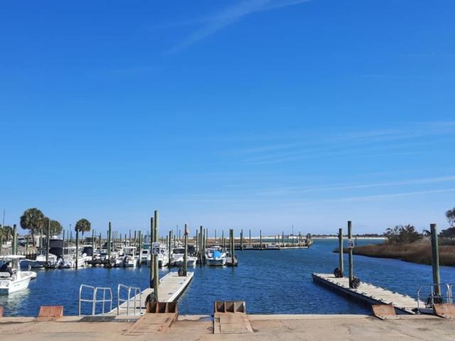 801 Paoli Ct, Unit 20' DRY SLIP # D73, Wilmington, NC 28409 | MLS #100489 | Compass