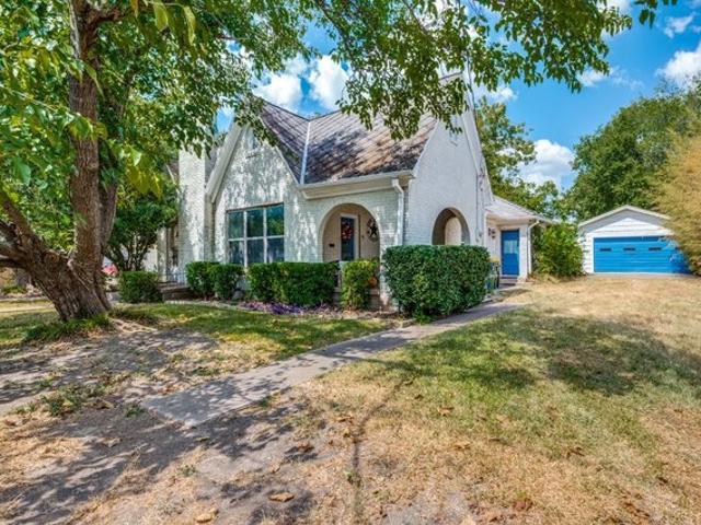 801 Park Dr, Hillsboro, TX 76645