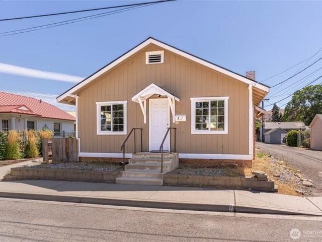 801 Peachey St, Wenatchee, WA 98801