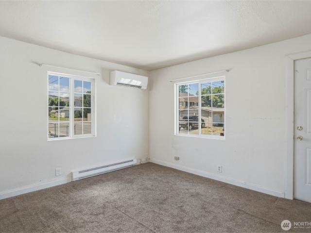 801 Peachey Street