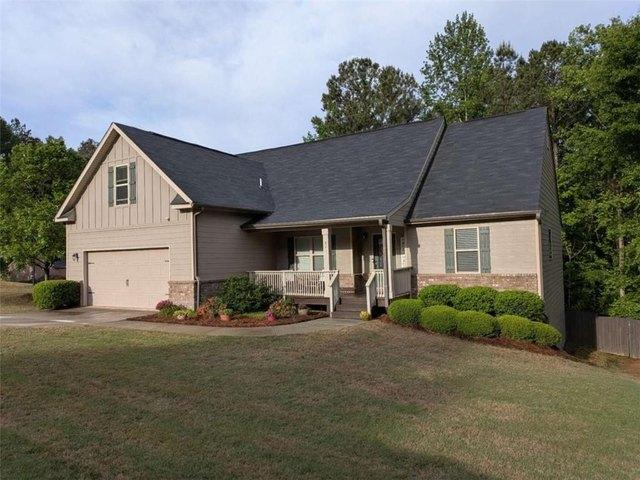 801 Rouse Cir, Hoschton, GA 30548