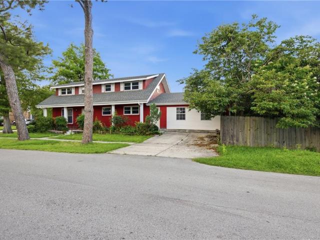 801 Rosa Avenue