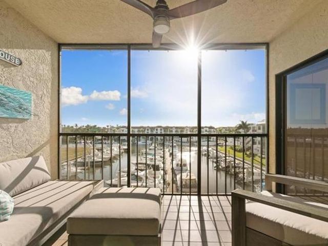 801 River Point Dr #305A, Naples, FL 34102