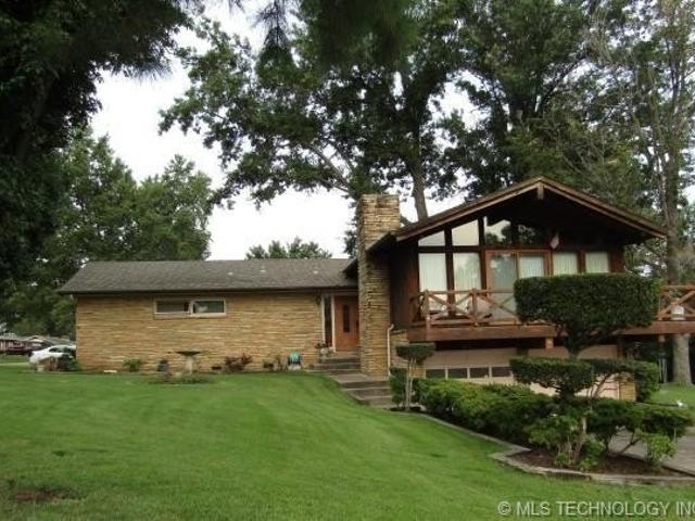 801 Risser Ave, Muskogee, OK 74403