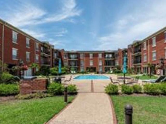801 Rue Burgundy Street # 319