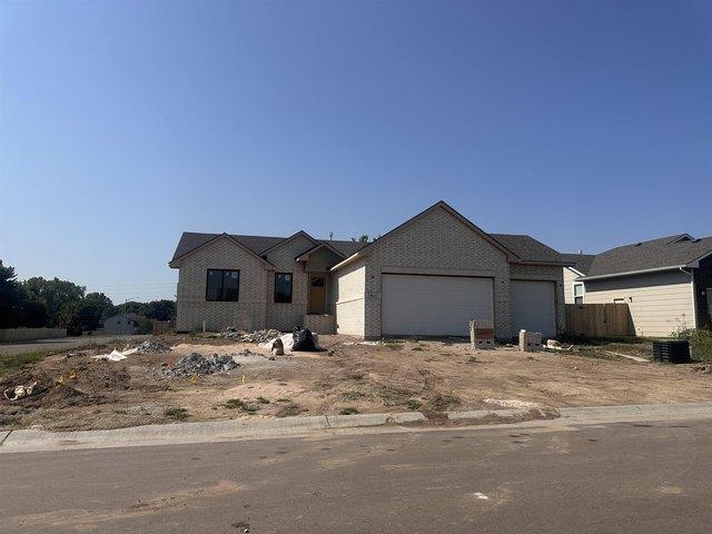 801 W Mourning Dove Ct, Andover, KS 67002