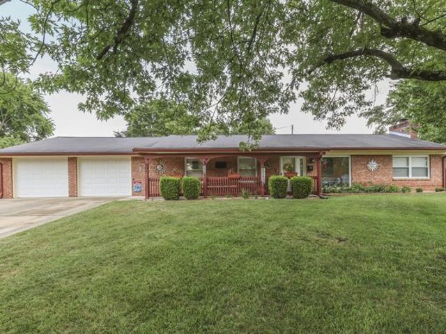 801 Willark Dr, Whiteland, IN 46184