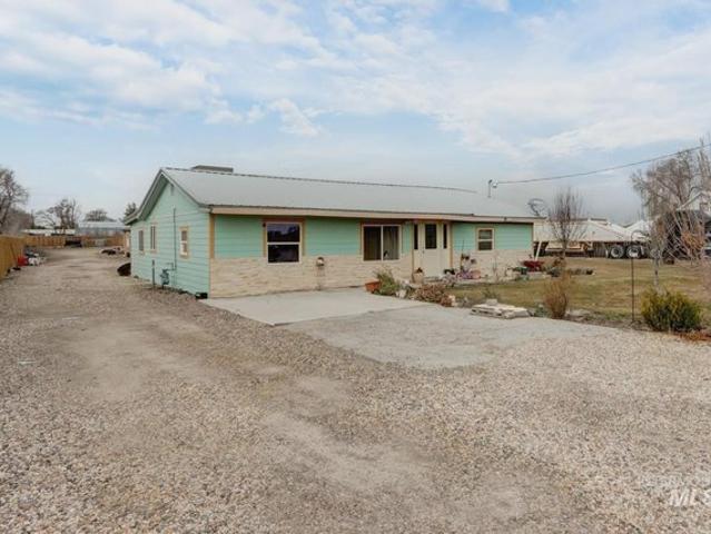 801 Thrifty Way, Ontario, OR 97914