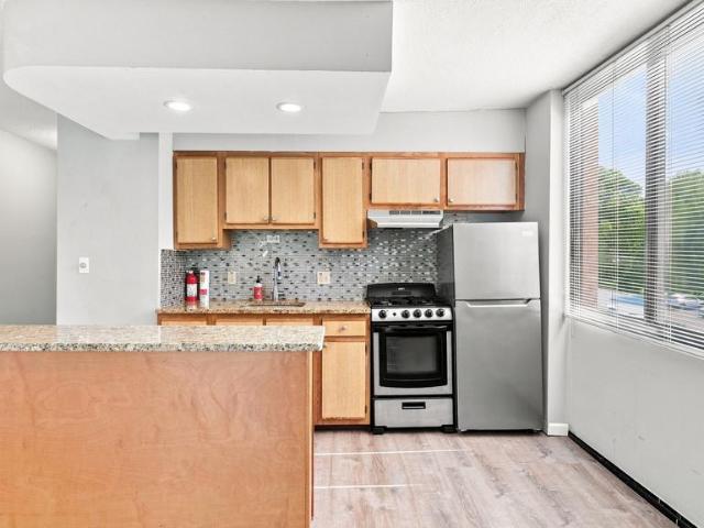 801 Yale Avenue # 104
