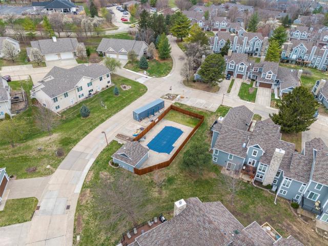 8024 Cobblestone Road