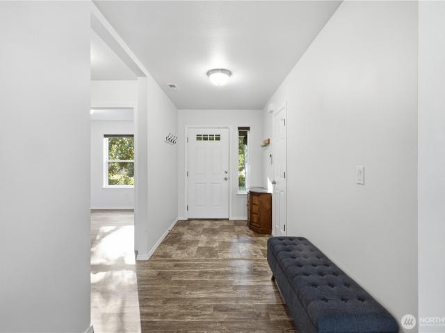 8024 Fairview Road SW