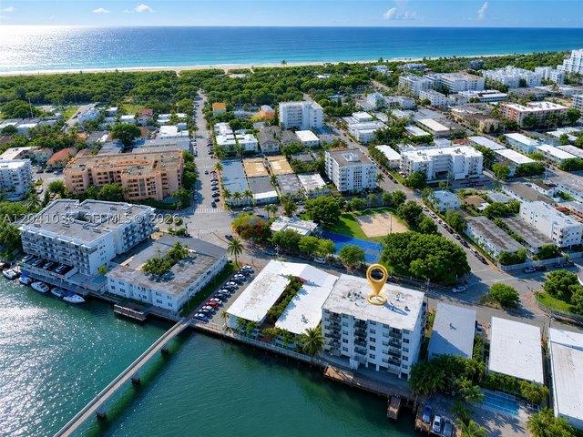 8024 Tatum Waterway Dr Apt 2B, Miami Beach, FL 33141
