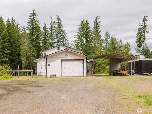 8025 NW Wildcat Lake Road