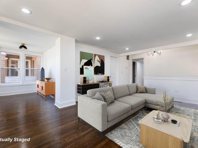 8025 S Euclid Avenue