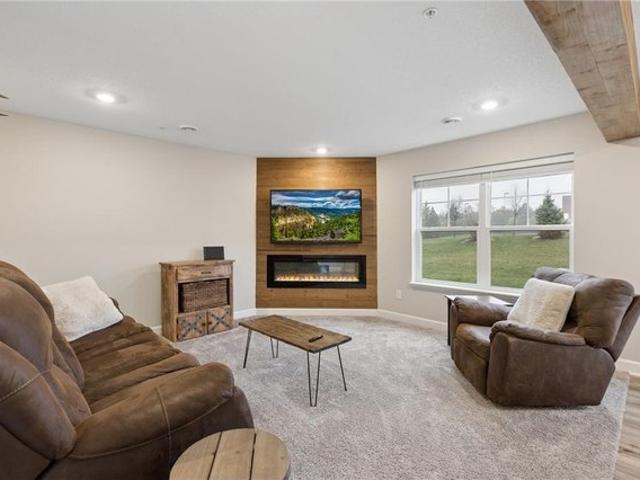 8025 th Pl NW, Anoka, MN 55303