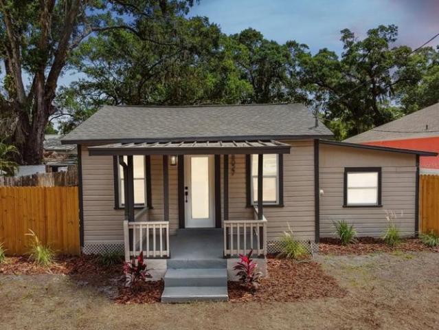8027 N Newport Ave, Tampa, FL 33604