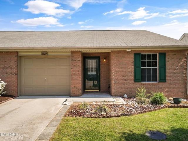 8027 Chambord Way, Powell, TN 37849