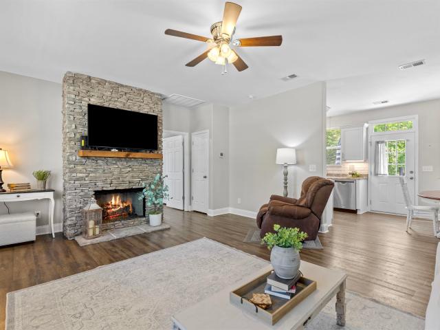 8027 Loggins Road