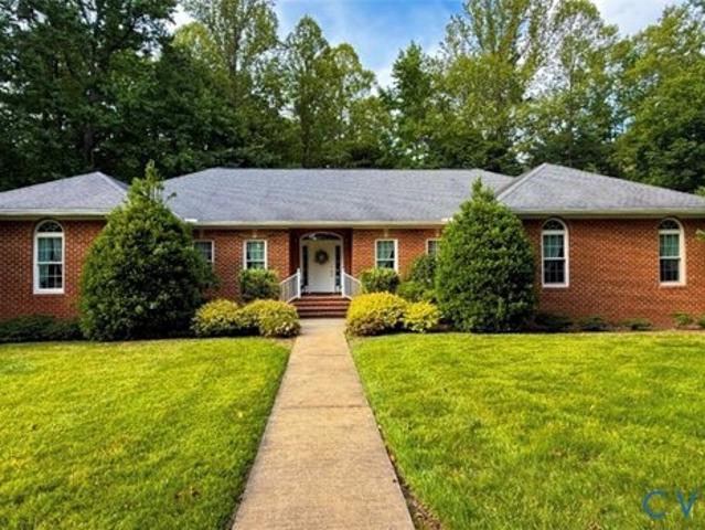 8028 Clay Farm Way, Hanover, VA 23116