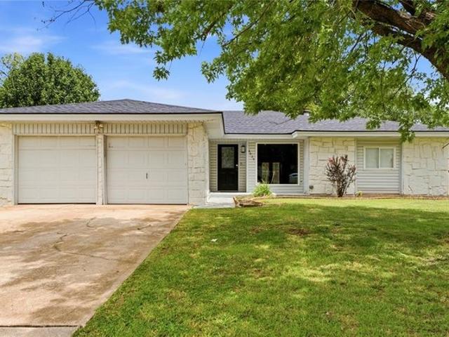 8029 NW 89th St, Oklahoma City, OK 73132