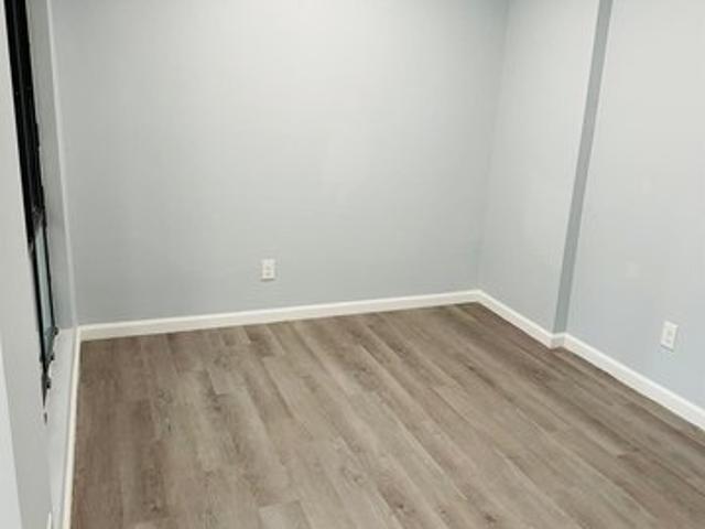 8029 Cedar Glen Dr, Charlotte, NC 28212