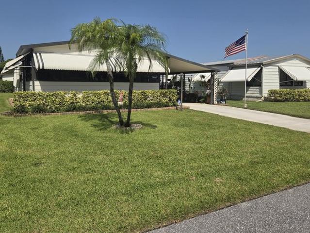 8020 SE Shenandoah Dr, Hobe Sound, FL 33455