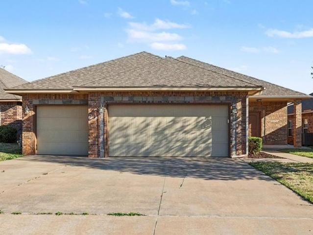 8021 NW 159th St, Edmond, OK 73013