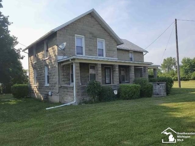 8021 N Telegraph Rd, Newport, MI 48166