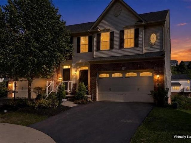 8021 Hinsdale Ln, McDonald, PA 15057