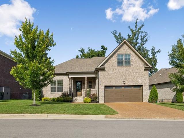 8021 Still Spring Ridge Dr, Nashville, TN 37221