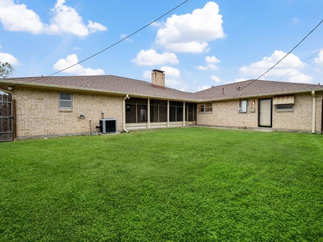8022 Bayside Blvd, Beach City, TX 77523 | MLS #51920