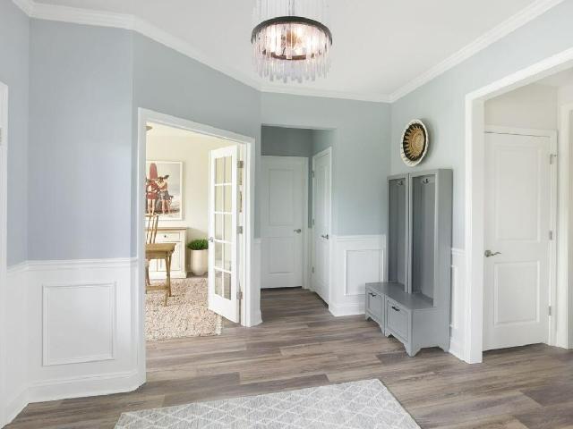 8023 Beeblossom Court
