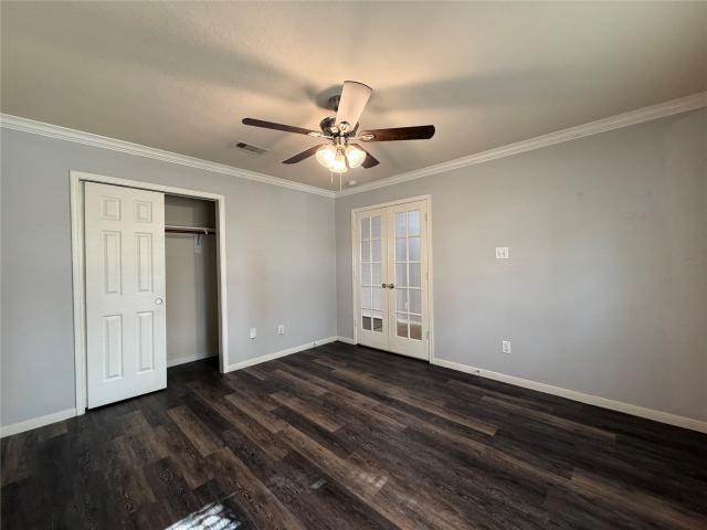 8023 Clover Leaf Drive