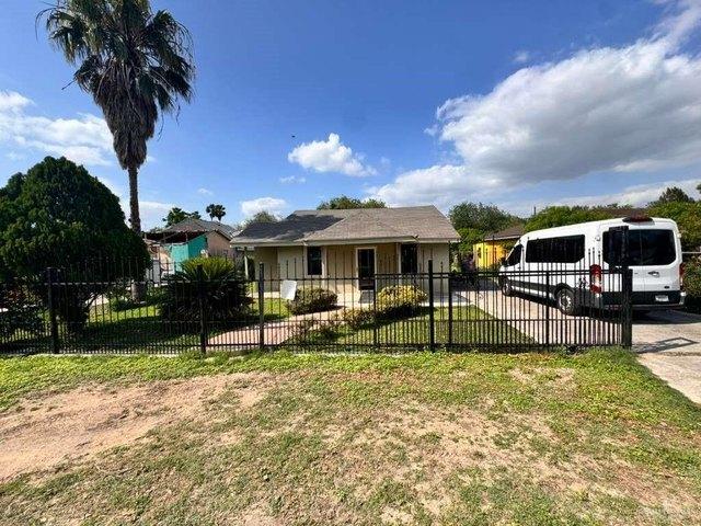 8023 Debby Ave, Edinburg, TX 78542