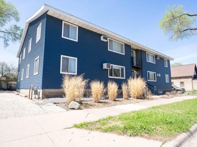 802 7th St S, La Crosse, WI 54601