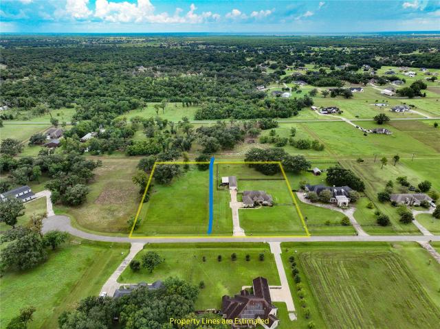802 Comanche Trail Drive