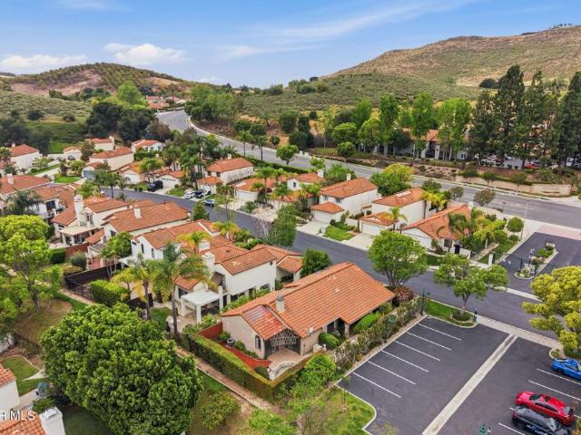 802 Congressional Rd, Simi Valley, CA 93065 | MLS #226001 VC