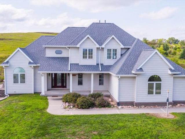 802 Cedar Rd, Portsmouth, IA 51565