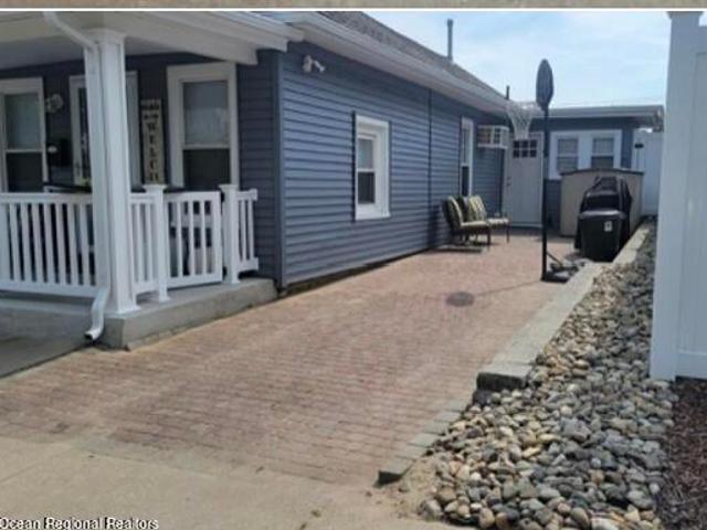 802 A Street