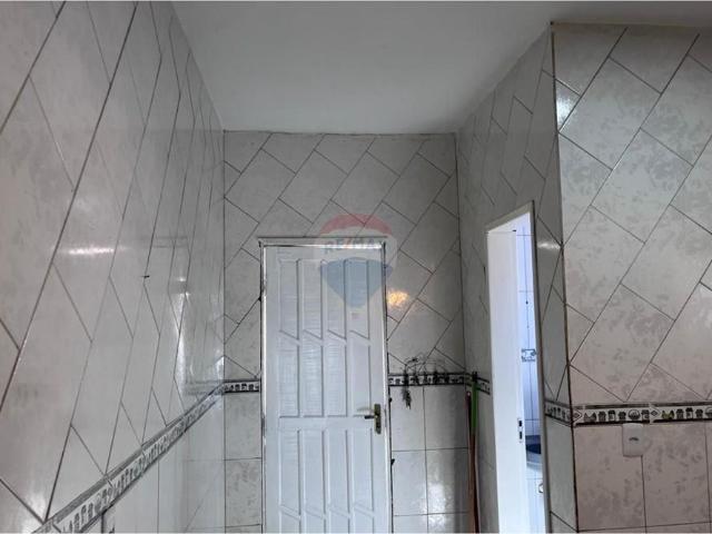 802 Área Útil Casa Alugar, 3 Dormitórios localizado em Rua dos Vereadores, 26 próximo ao condomínio Lozart Centro, Lauro de Freitas, Bahia, 42702230 | Brasil