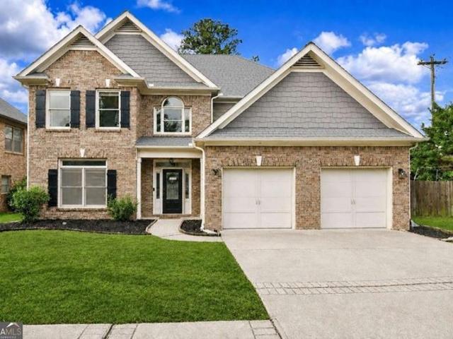 802 Autumn Meadow Dr, Loganville, GA 30052