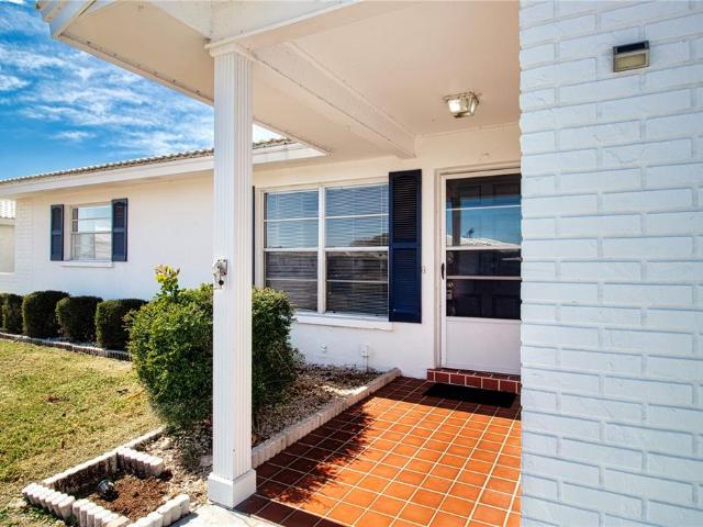 802 Buttonwood Dr, Bradenton, FL 34208 | MLS #A4681 | Compass